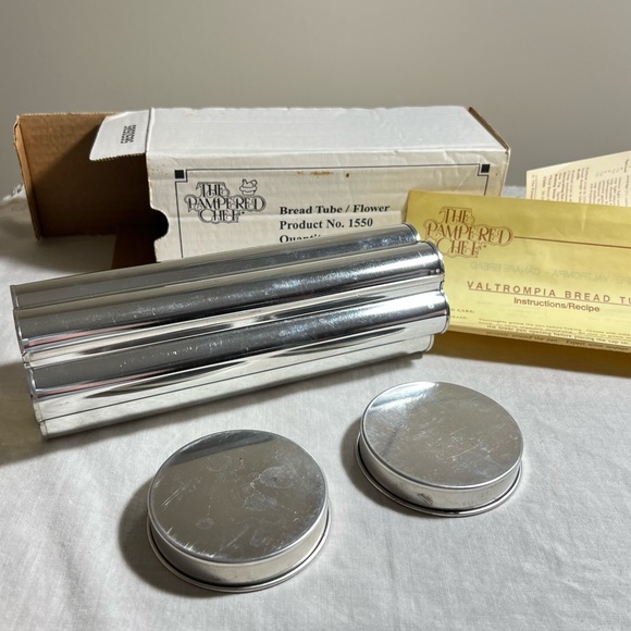 The Pampered Chef | Kitchen | Vintage The Pampered Chef Bread Tube ...